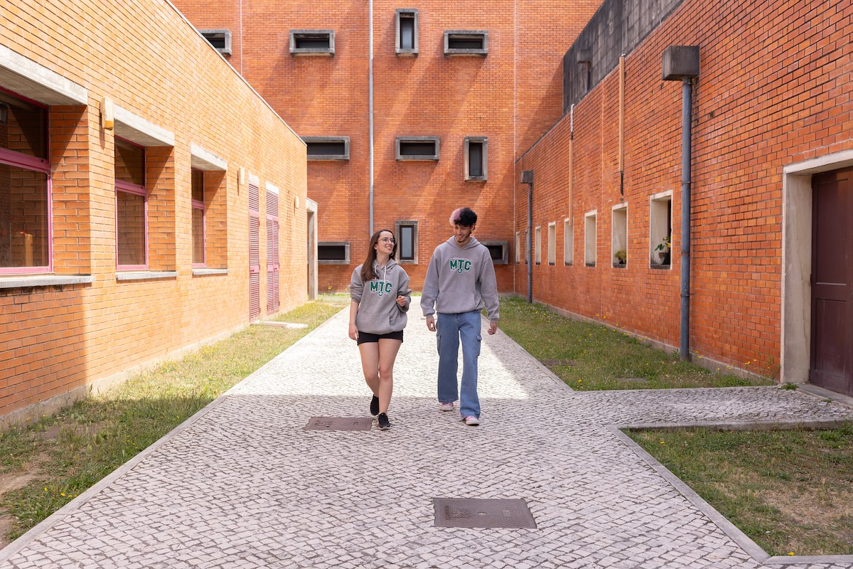 Licenciaturas - deca - Universidade de Aveiro